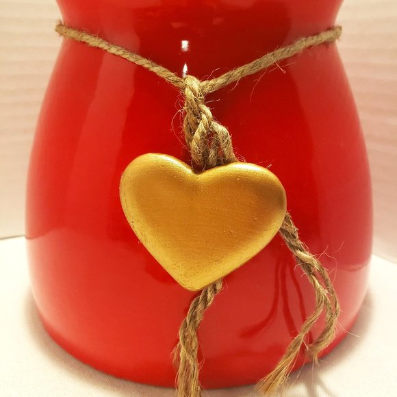 Unbranded | Accents | Red Ceramic Flower Pot With Gold Heart Charm ...